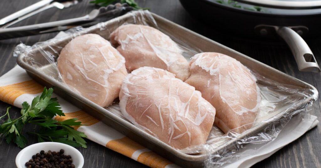 Pollo escalfado congelado - Historia de la cocina - Cocina Facil