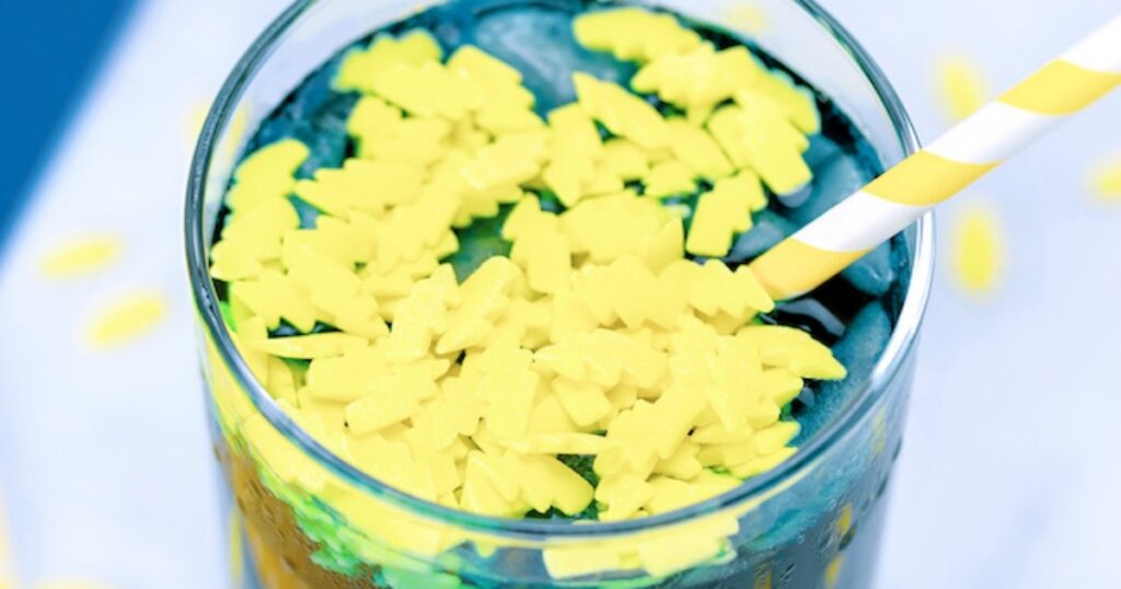 Limonada azul eléctrica, también conocida como “Percy Jackson Punch ...